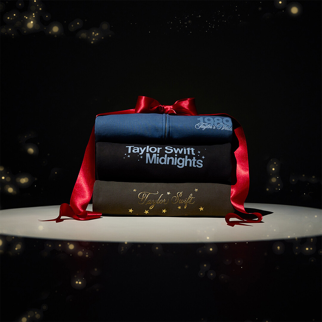 Fearless (Taylor's Version) Dance In a Storm Hoodie – Taylor Swift